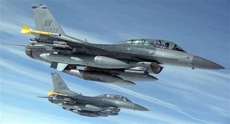 This Photo Of Flying F 16s Looks So Perfect I Can T Believe It S Real