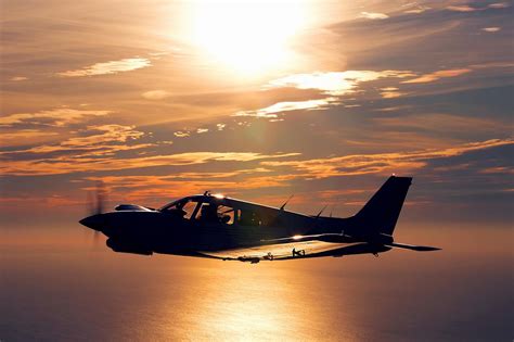 Piper Arrow R Aviation