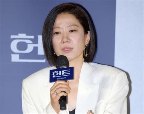 100억 대출 전혜진 빌딩 1년만에 매각…공실·이자 못 견딘듯 머니투데이