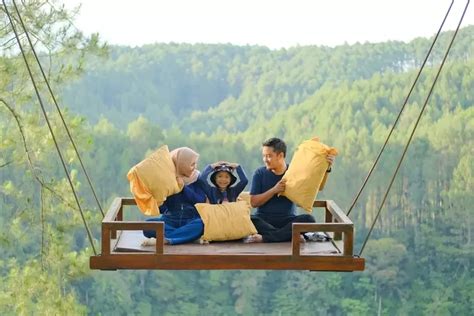 Tempat Wisata Yang Lagi Populer Di Garut Buat Liburan Bersama Teman