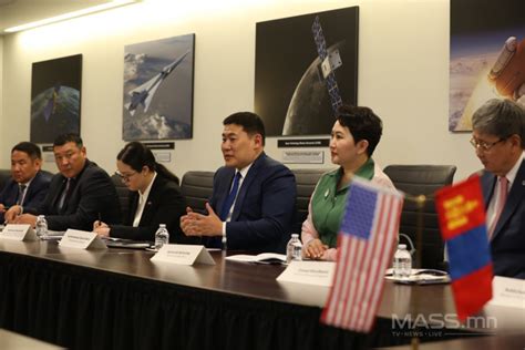 Ерөнхий сайд АНУ ын худалдааны сайдтай уулзаж НАСА д зочлов