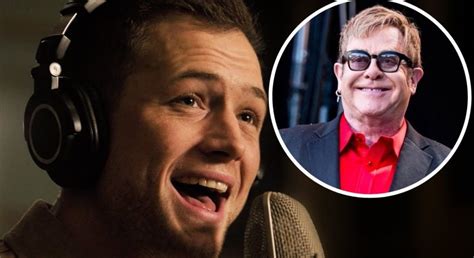 Elton John No Deja De Enviarle Reseñas A Taron Egerton Cine Premiere