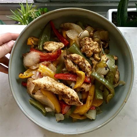 ONE PAN BAKED CHICKEN FAJITAS I Hart Nutrition In 2022 Baked
