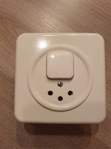 Steckdose Mit Schalter Canton Zurich Tuttich