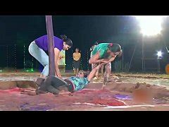 Hot Clevages Xxx Mobile Porno Videos Movies IPornTV Net