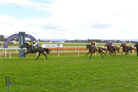 Agenda Setter Keeps The Ball Rolling For I Am Invincible Breednet