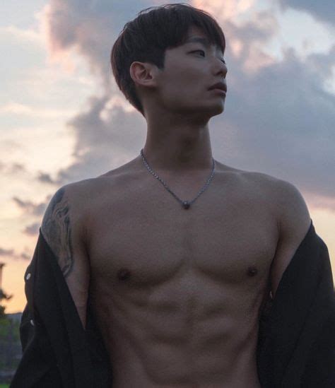 남자들에 있는 핀