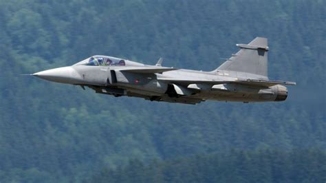 ทอ เช็กเข้มคุณสมบัติ กริพเพน เทียบ F 16 ก่อนเคาะซื้อ Thai Pbs News
