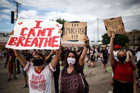 Etats Unis Manifestations Après La Mort De George Floyd Un Afro