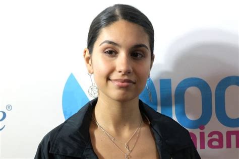 Watch Alessia Cara Gives Musical Impressions Of Billie Eilish Amy