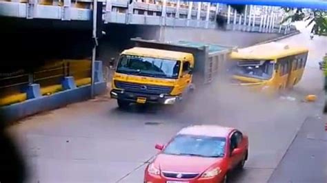 Mumbai Eight People Injured Collision Between Best Bus And Dumper Truck