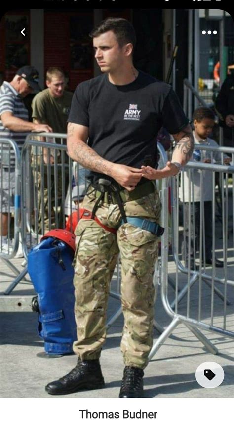 Pin De James Storey Em Nice Straps Homens Fitness Rapazes Sensuais Homens Militares