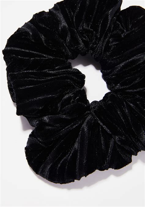 Velvet Bun Scrunchie Dolls Kill