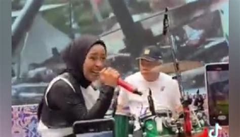 Menteri Pupr Viral Main Drum Bareng Band Kotak Lihat Gaya Pak Bas Beraksi