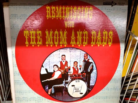 무료 이미지 음악 비닐 광고하는 빨간 간판 미술 포스터 모양 앨범 커버 콤팩트 디스크 3199x2399 204085 무료 이미지 Pxhere