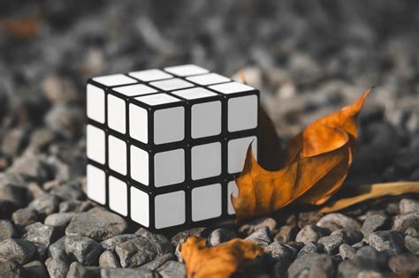 The Blanker Cube Cubein