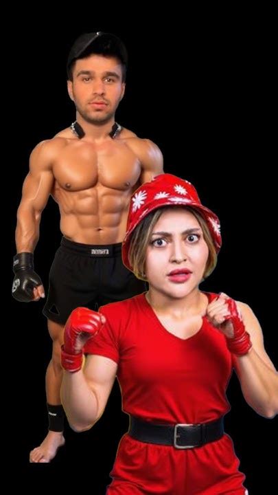 صحرا یا اشکان صادقی؟😬 Shorts Youtube