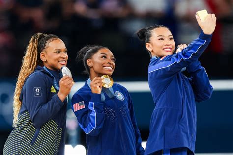 Simone Biles Wins Gold In All Around Individual Olympic Final Makes