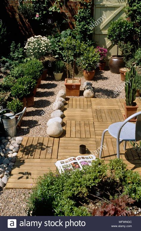 18 Kies Terrasse Romantischer Garten Paling Baru