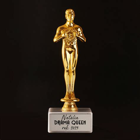 Drama Queen Statuetka Mytdnapl