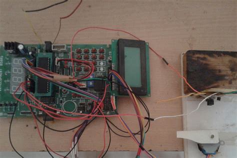 Auto Reversible Stepper Motor Using AVR
