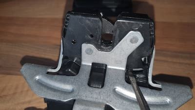 Elektrische Heckklappe öffnet nicht mehr Seite Servicekla