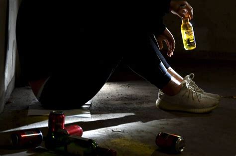 Alkoholista aiheutuvat kuolemat ja maksasairaudet lisääntyivät vuoden