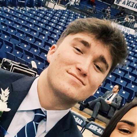Carter Swope Carter Swope • Threads Say More