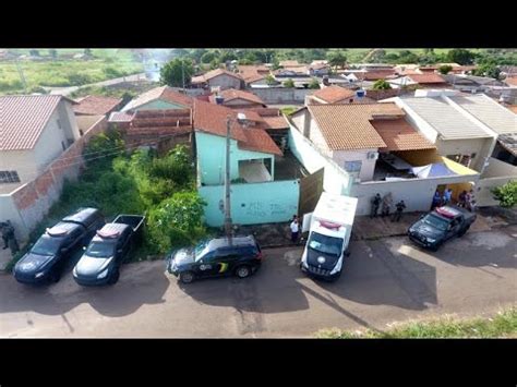 Vídeo mostra corpo de suspeito de matar a menina Ana Clara sendo