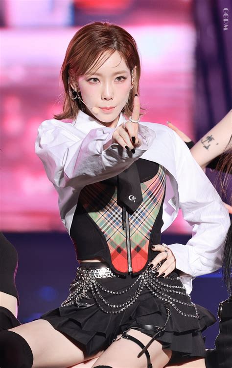 220820 Taeyeon At Smtown Live 2022 Smcu Express Kpopping