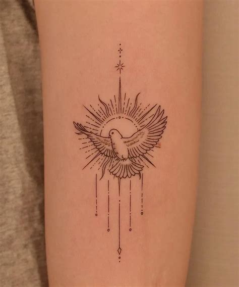 Tatouages Colombe 50 Idées Magnifiques Pour Un Symbole De Paix Et De