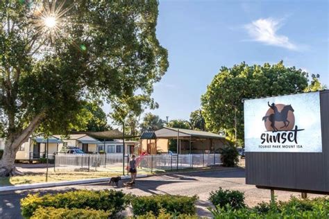 Caravanning Queensland Sunset Tourist Park Mount Isa