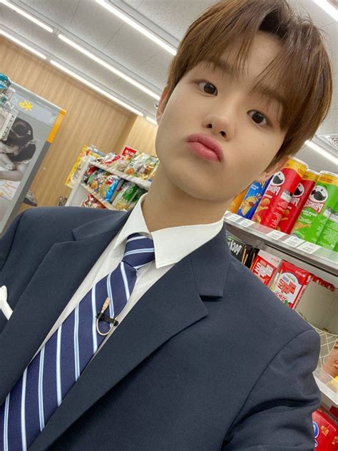 TREASURE on Twitter 난 우리 트메만의 마Fiア JIHOON 지훈 ジフン Jihoon Selca Treasure Mafia Game