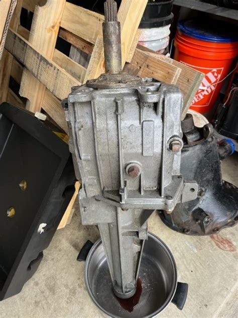 Borg Warner T 4 Manual Transmission Gm Chevrolet 4 Speed Aluminum T5