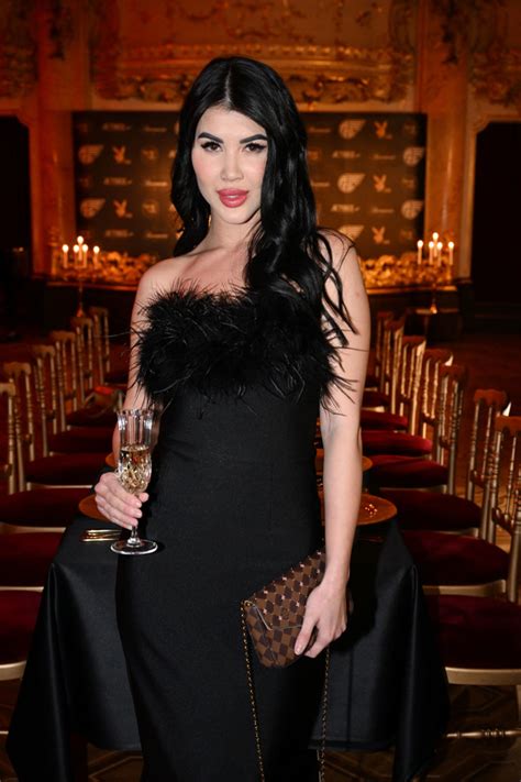 Galerie Lady Dee Promluvila O Dceři Touží Po úplné Rodině Brzdí Ji