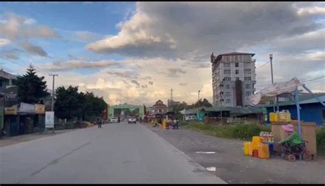 ရန်ကုန်ရှိ လမ်းဘေးဆီဆိုင်များကို စစ်ကောင်စီတပ်က ဖမ်းဆီးပြီး ငွေသိန်းချီ