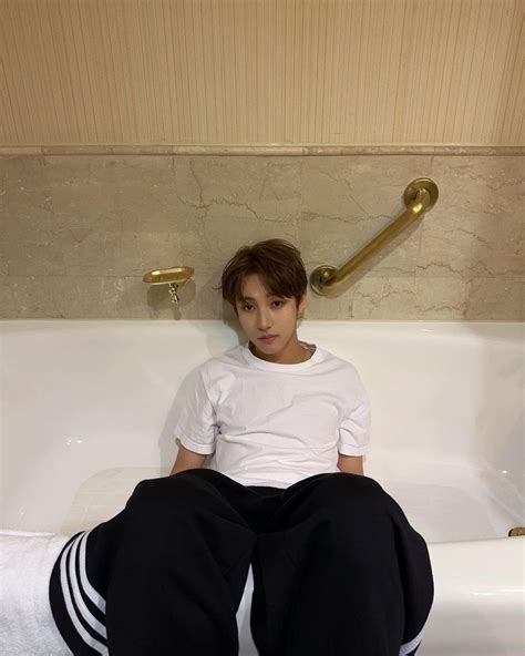 Sm Nct On Twitter Official Renjuns Instagram Update Nct Nctdream Https