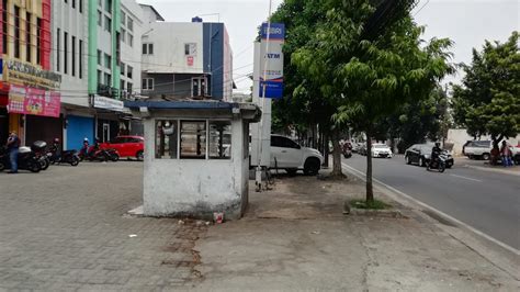 Disewa Ruko Siap Pakai Lokasi Strategis Pinggir Jalan Raya Ruko