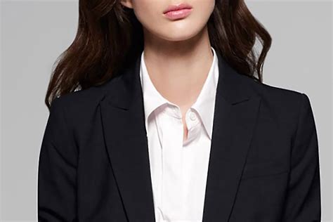 6 Items Every Entrepreneur Needs To Dress For Success