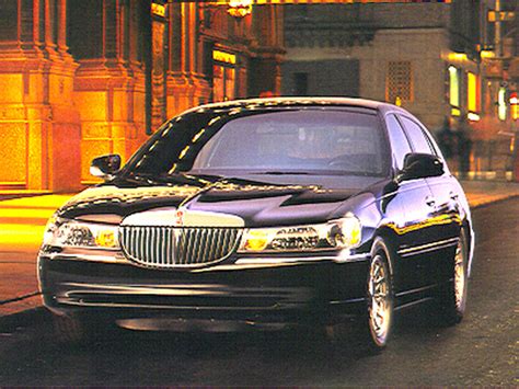 1999 Lincoln Town Car Specs Trims And Colors