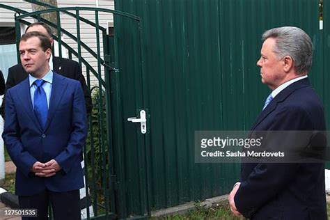 Boris Gromov Photos Et Images De Collection Getty Images
