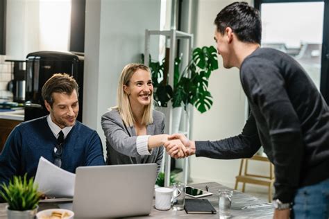 A Importância do Advogado na Vida do Cliente Gutemberg Amorim