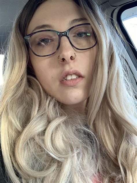 Pretty Girls Get What They Want Rbetamen