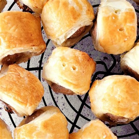 Mini Sausage Rolls With Puff Pastry Feast Glorious Feast