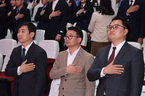 Налайх дүүргийн Хүүхэд гэр бүлийн хөгжил хамгааллын хэлтэс Added A New Налайх дүүргийн