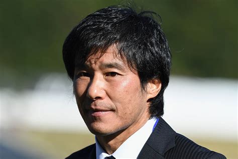 J3沼津、中山雅史監督と2024シーズンの契約を更新 「覚悟をもって沼津の為に力の限り闘っていきたい」 フットボールゾーン