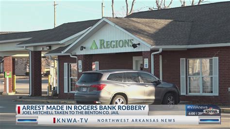 Police Respond To Attempted Bank Robbery In Rogers Suspect In Custody