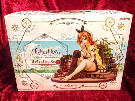 ライザのアトリエ ～常闇の女王と秘密の隠れ家～ ライザリン・シュタウト コミックアニメ