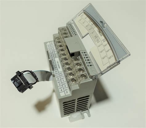 Allen Bradley 1762 Iq8ow6 Sera Revb 8 24vdc Inputs 6 Relay Outputs