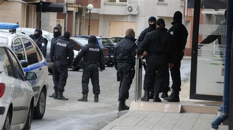 Отнемат привилегиите на 6000 чиновници в МВР Новини бг